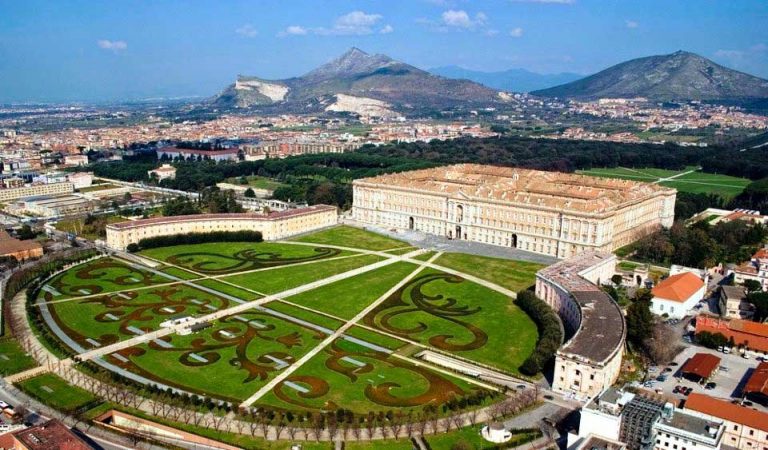Come arrivare alla Reggia di Caserta da Napoli Centrale Come arrivare alla Reggia di Caserta da Napoli Centrale